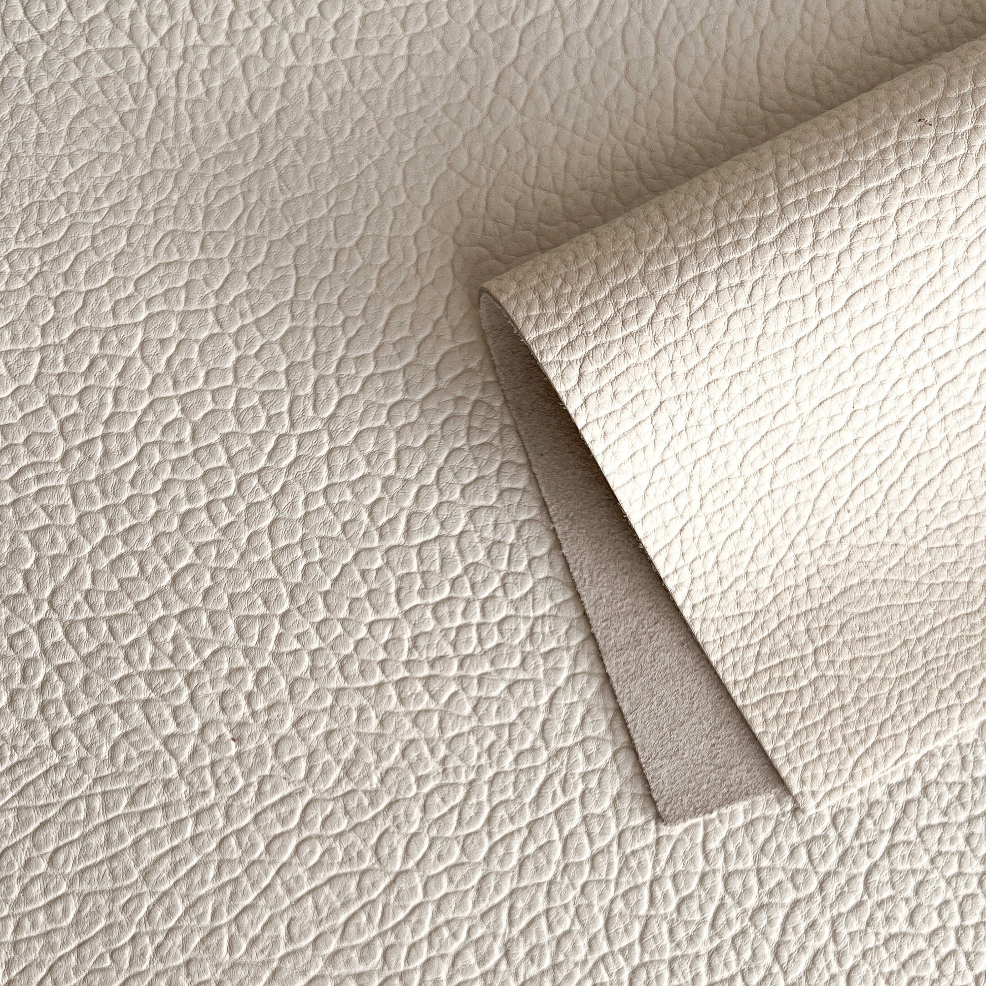 Large Pebble Grain Panel - Cream